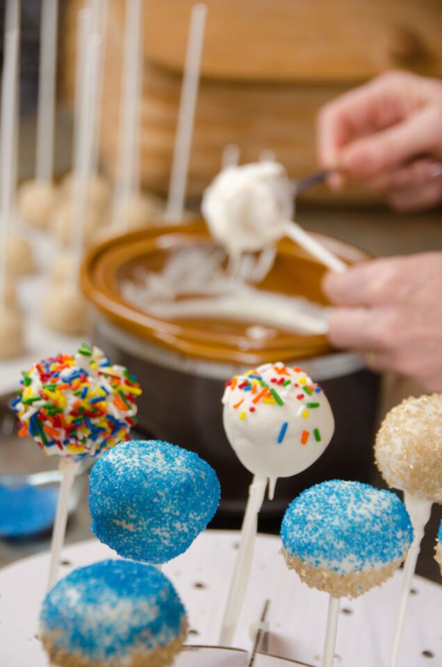 How to Store Cake Pops (Before or After Dipping) - Baking Kneads, LLC