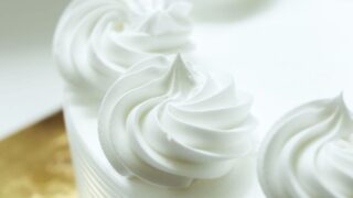 Can You Freeze Frosting? (Plus Tips to Maximize Freshness) - Baking ...