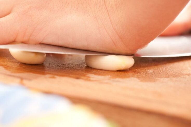 7 Great Ways to Crush Garlic (Without a Press) - Baking Kneads, LLC