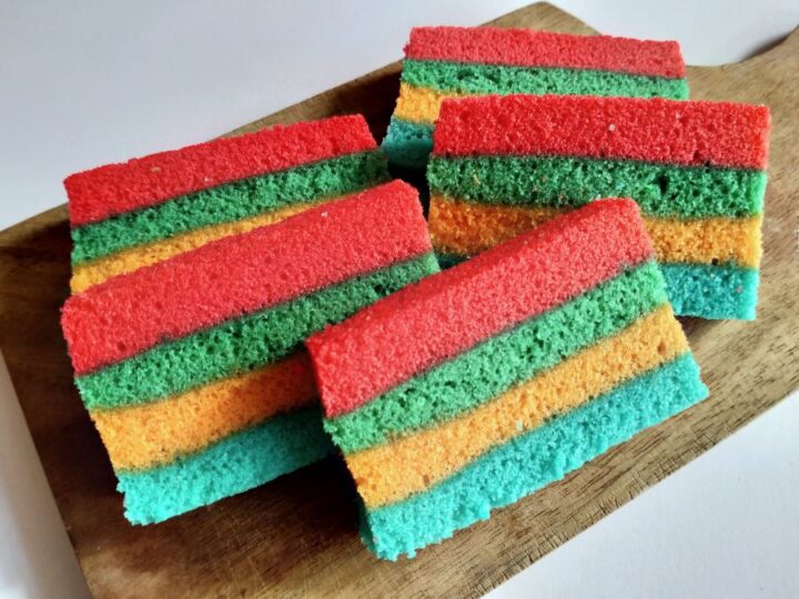 How to Steam a Cake (Without a Steamer) - Baking Kneads, LLC