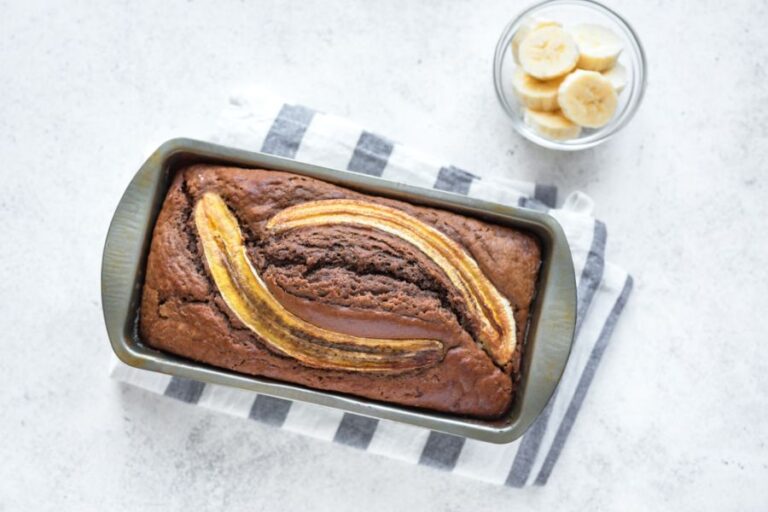 Why Does My Banana Bread Burn on the Outside? (4 Likely Reasons ...