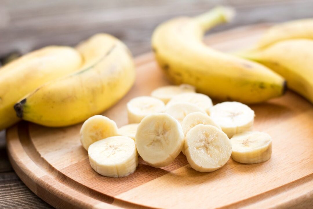How to Make Banana Bread Moist (Plus 6 Tips to Keep It Moist) - Baking ...