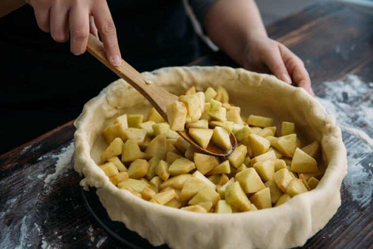 Can You Make Apple Pie Filling Ahead of Time? - Baking Kneads, LLC