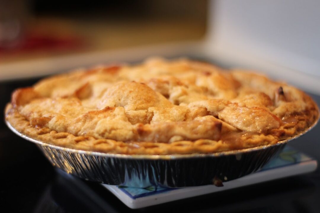 Try These Fun & Festive Ways to Serve Apple Pie - Baking Kneads, LLC