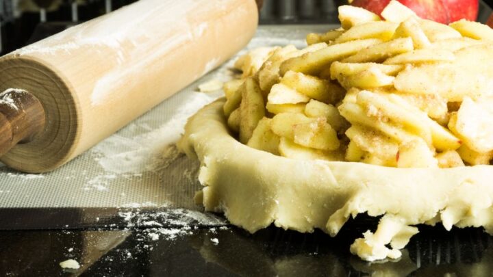 5 Easy Ways to Make Apple Pie Without an Oven - Baking Kneads, LLC