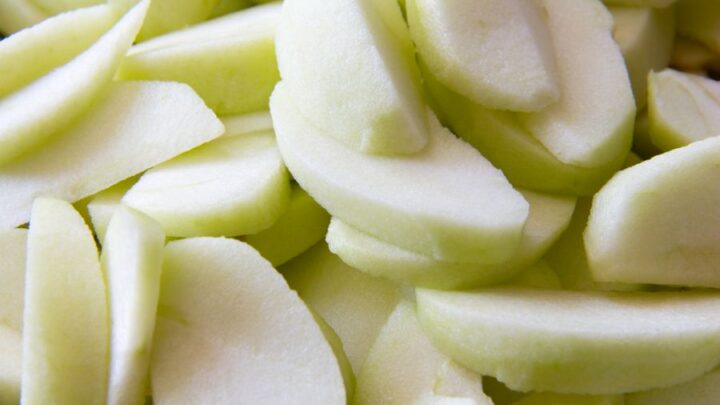 What Apples Are Best (And Worst) for Apple Pie? - Baking Kneads, LLC