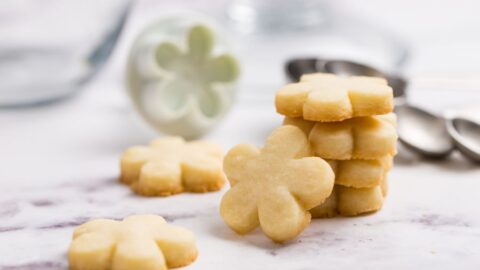 What Are Shortbread Cookies, and What Makes Them Different? - Baking ...