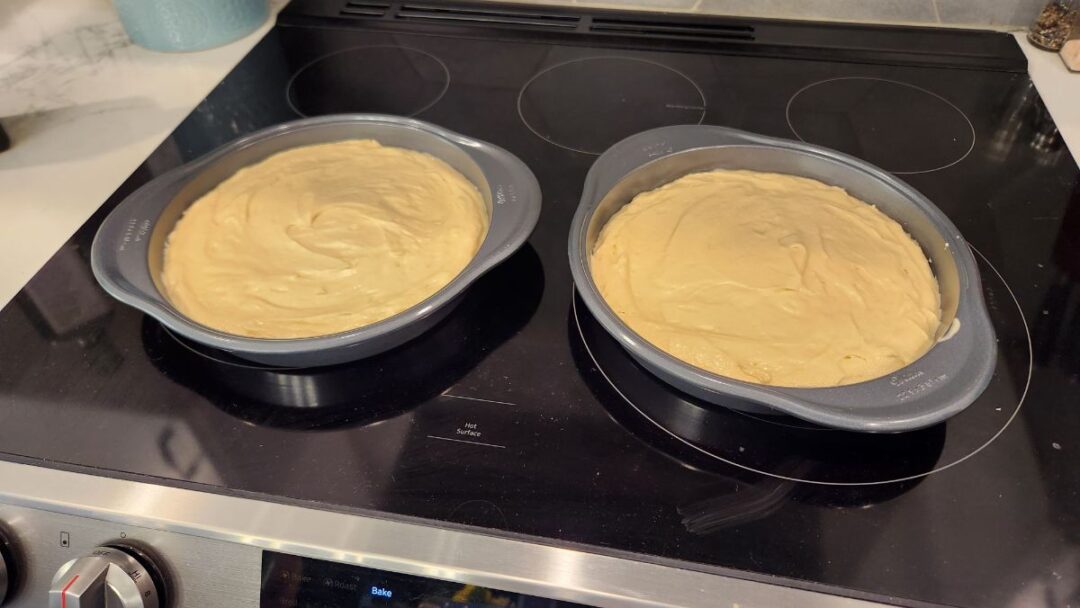Pastry Flour Vanilla Cake With Homemade Buttercream Frosting - Baking ...