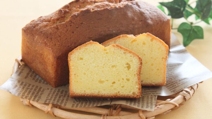 How to Decorate Pound Cake with Tasty Topping Combos - Baking Kneads, LLC